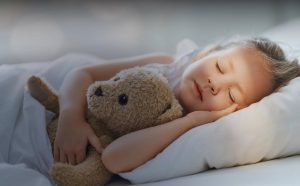 How to help your child with nightmares or fears of the dark?
